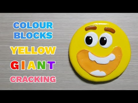 GIANT Colourblocks Yellow Clay Cracking 거대 컬러블록스 옐로우 점토 부수기 - YouTube