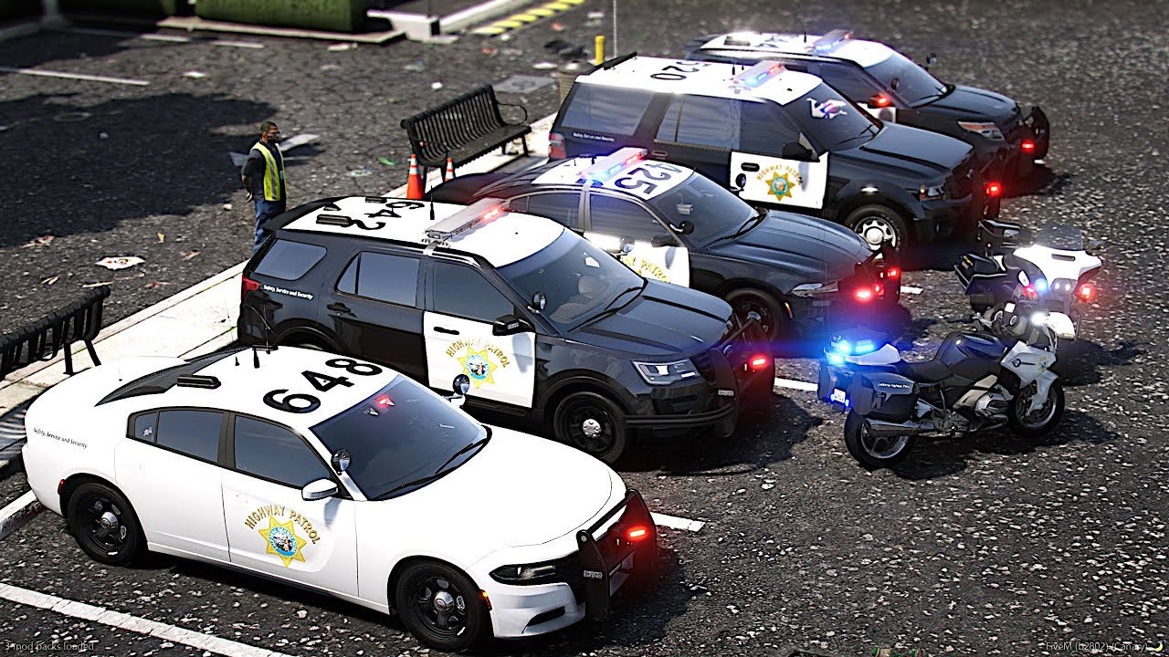 🔴 CHP Moto - Realistic FiveM Server (Also LIVE @Twitch.tv/InvictusLIVE ...