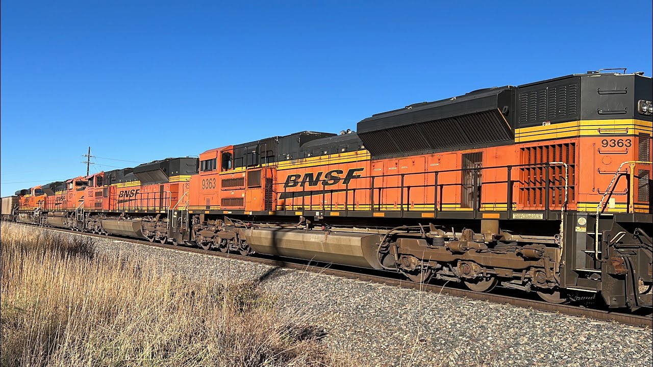 Enormous 8 Locomotive Mega Empty Coal Train in the US Air Force Academy ...