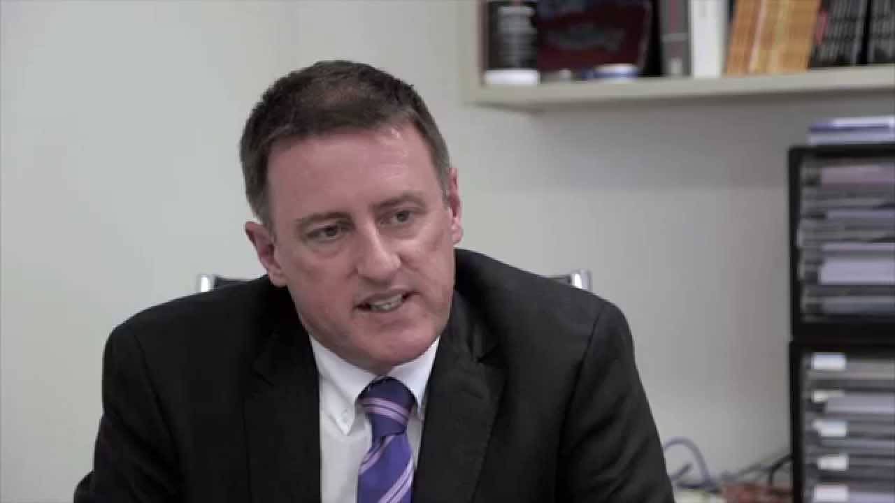 An Introduction to Bariatric Surgery by Dr. Phil Lockie - YouTube