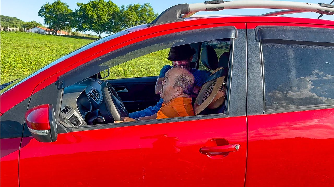 PILILIU QUASE BATE O CARRO DE LEÔNCIO | PILILIU DA RESENHA - YouTube