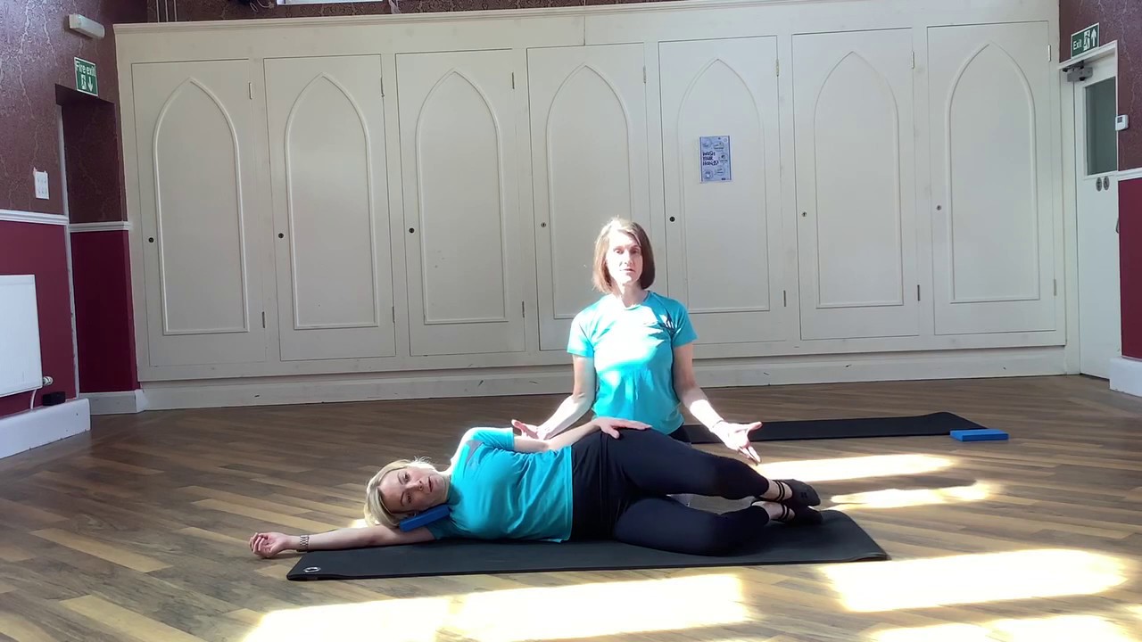 Pilates Clam Level 1 - YouTube