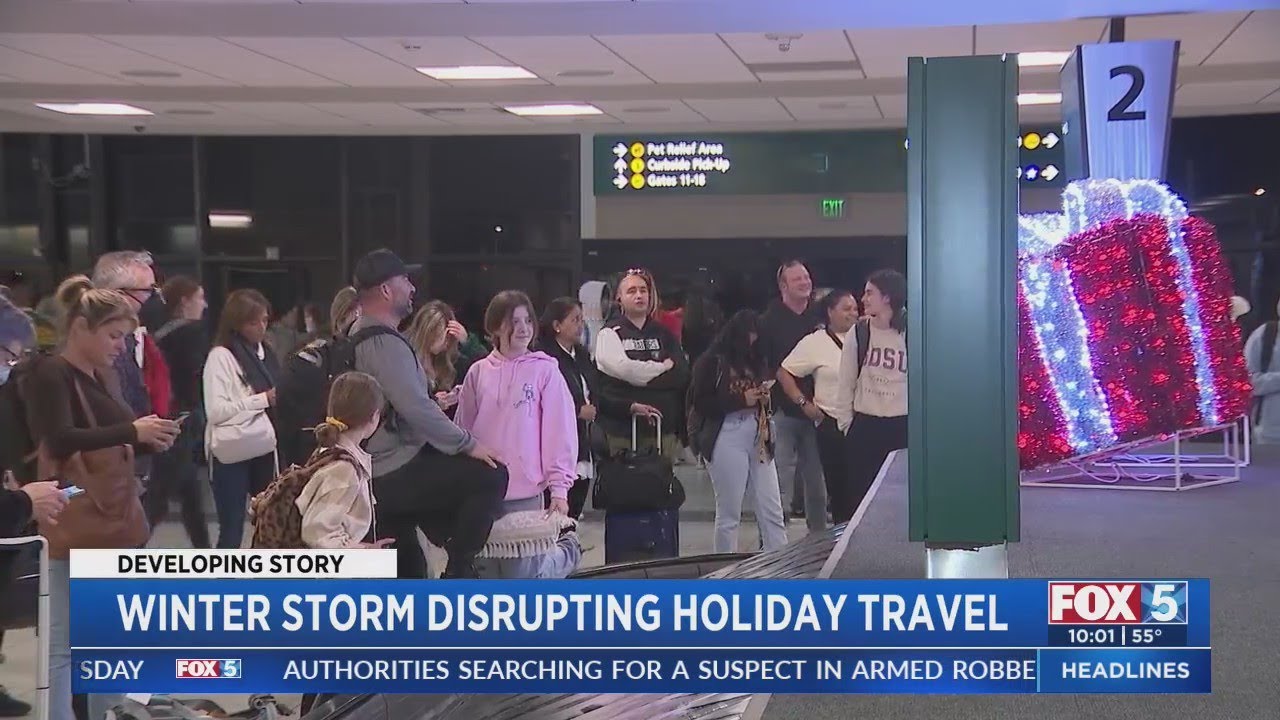 Winter Storm Disrupting Holiday Travel - YouTube