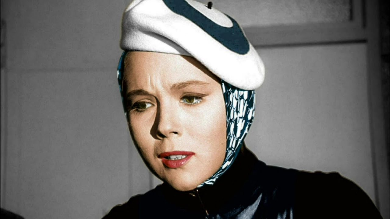 The Avengers - Fade To Color - The Town of No Return - YouTube