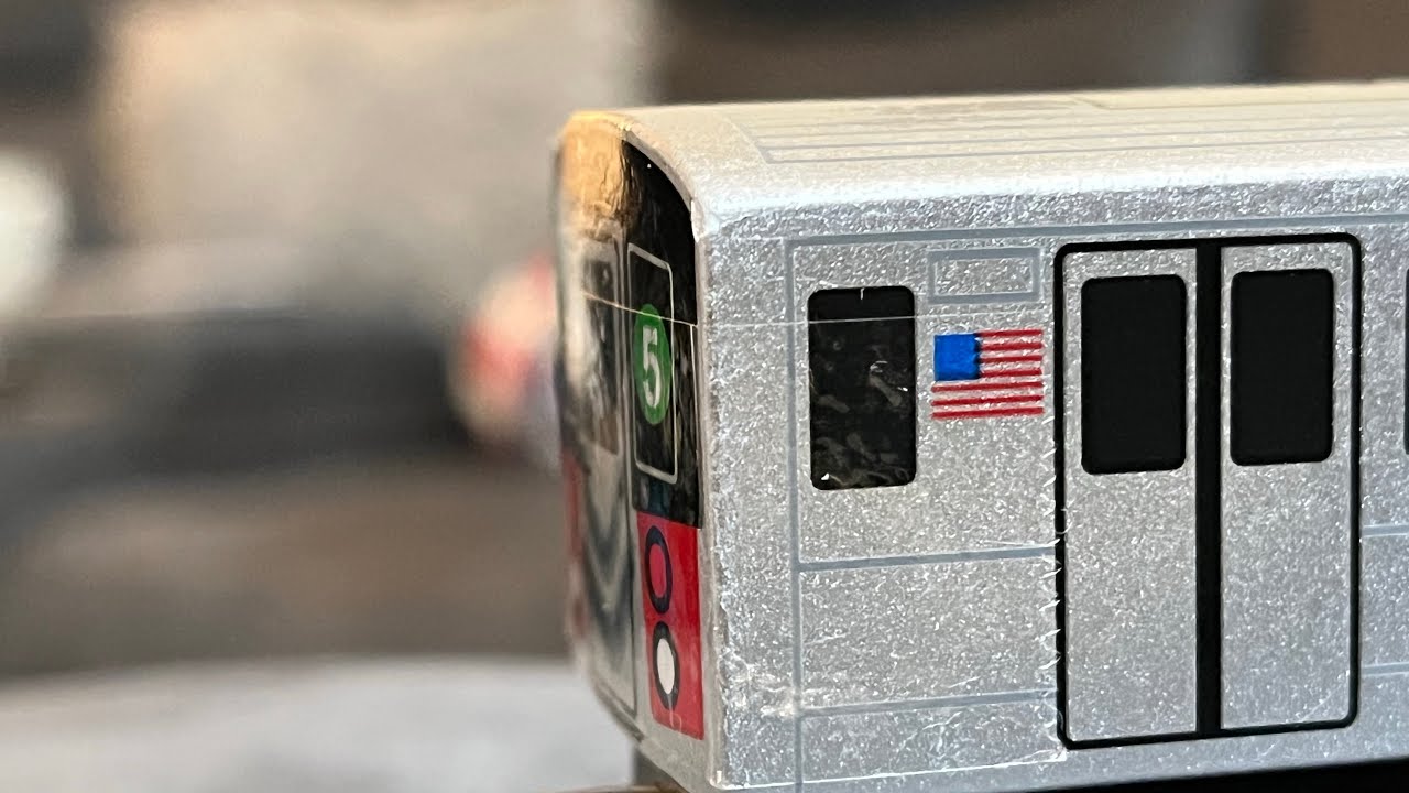 Munipals R33WF Orion VII hybrid electric bus unboxing - YouTube