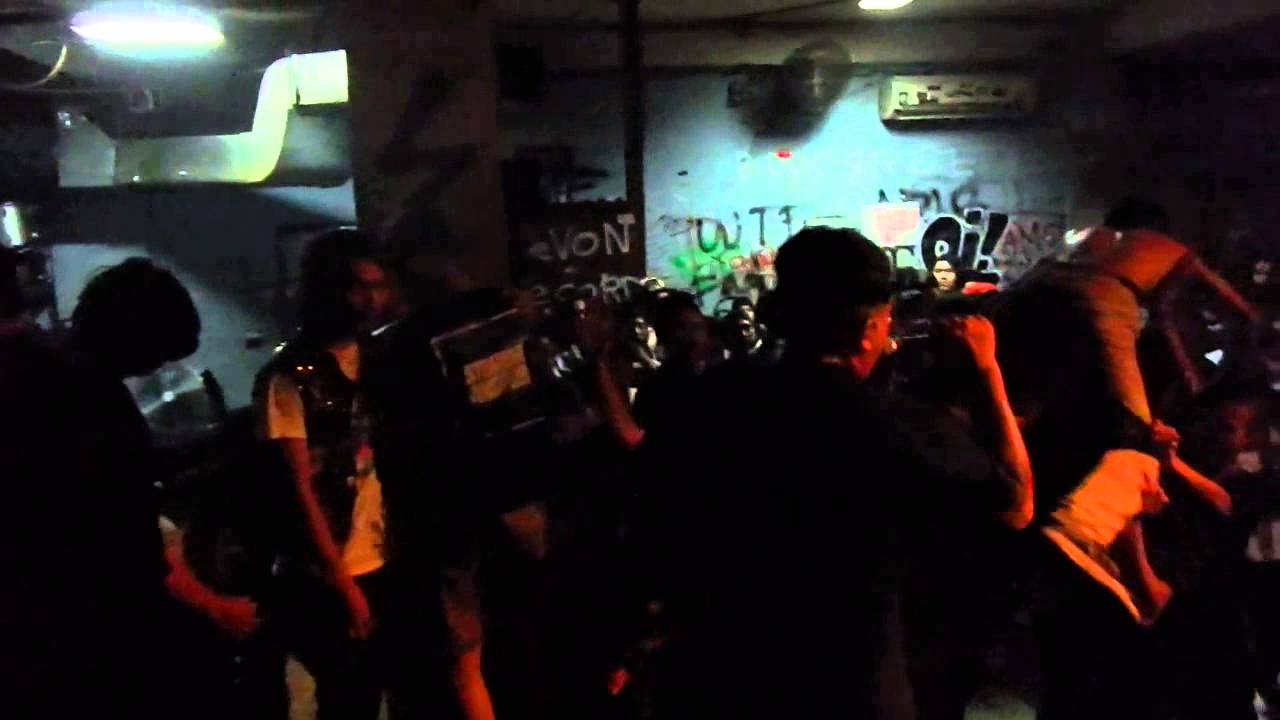 Straight Answer - We're coming back Here To stay fest ,Rossi Jakarta 01 ...