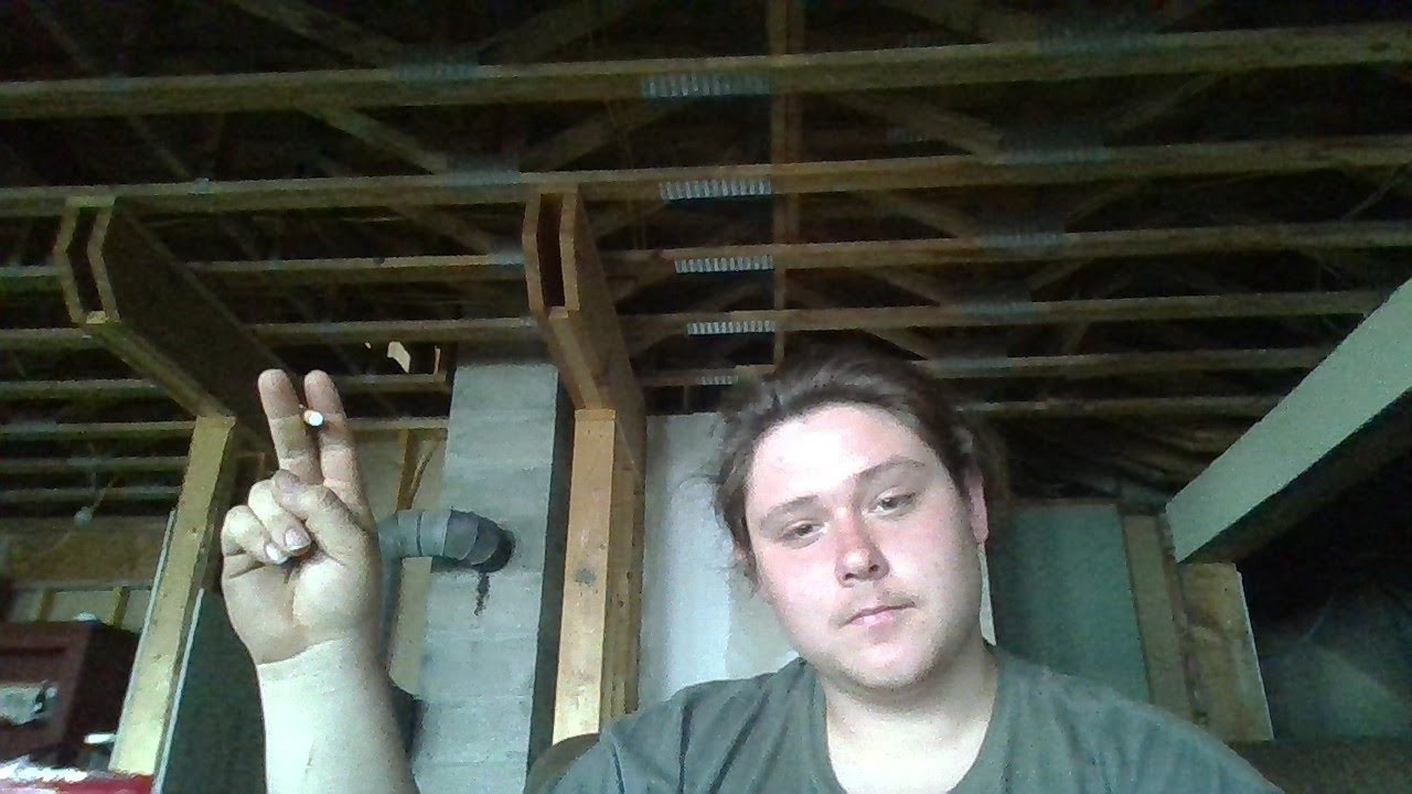 Golden Harvest Red RYO Cigarette Review - YouTube