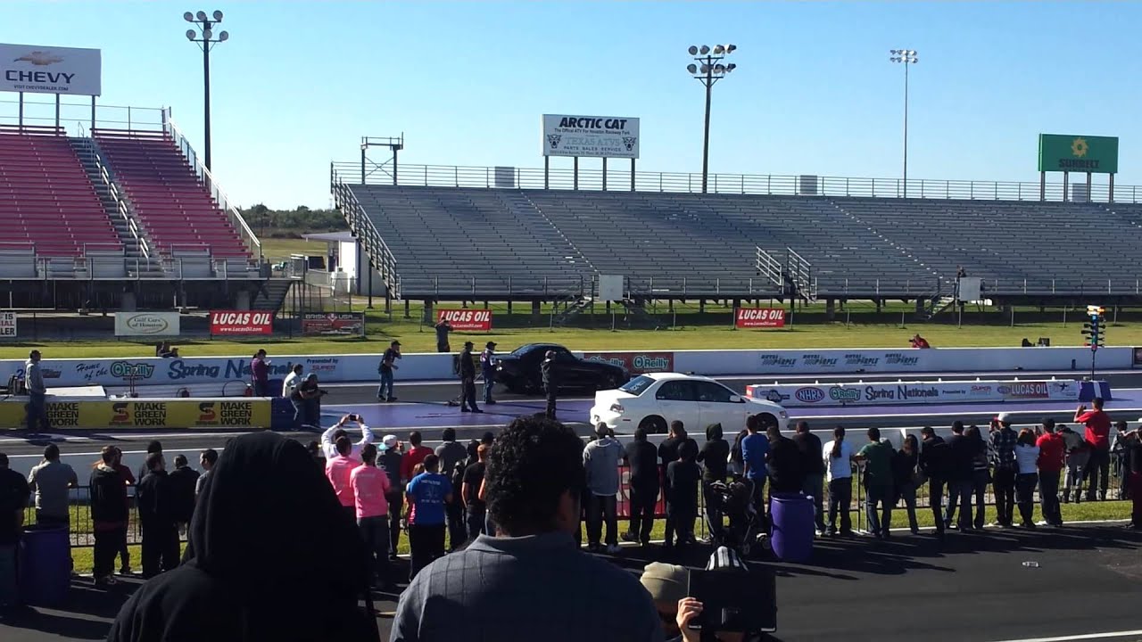 Royal purple raceway qualifying runs 4 - YouTube