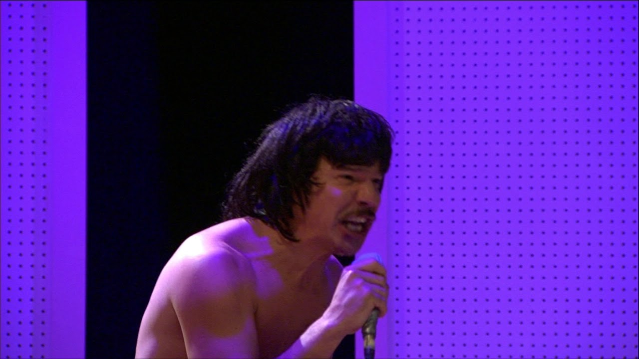 ¡Su majestad imperial Silverio se encuera! - YouTube