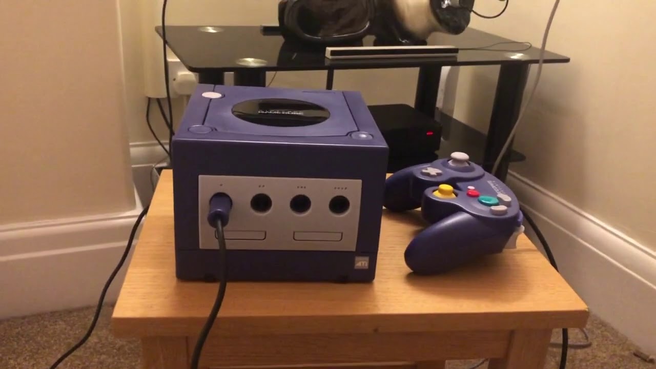 Putting a PAL Motherboard in a Japanese GameCube - YouTube
