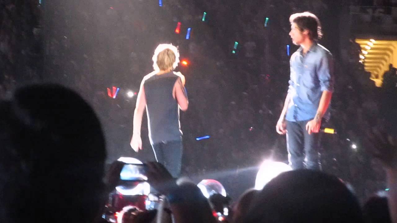 Rock Me - One Direction - WWA - Pasadena, CA - 9/13/14 - YouTube