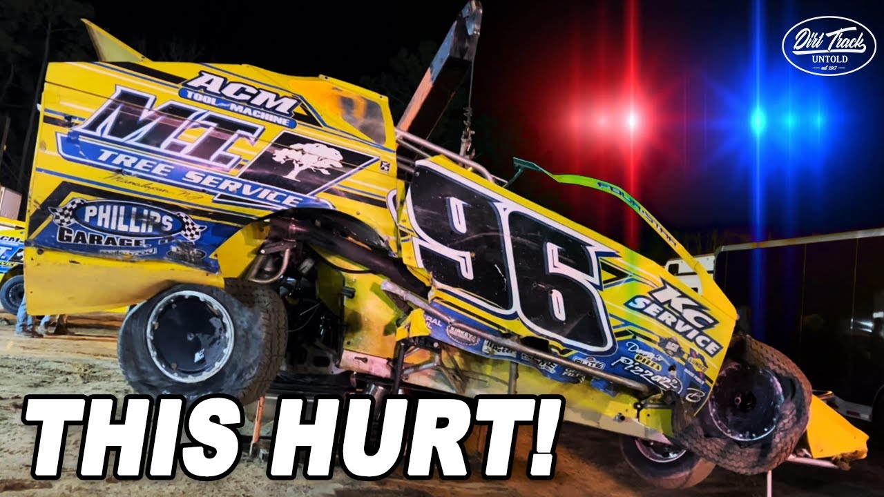 Nasty Wreck Sends Billy To The Hospital At Georgetown Speedway!! - YouTube
