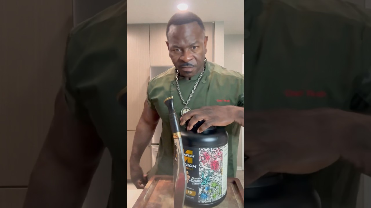 Chef Rush Churros Protein Donut Holes! 🤤 #muscletech #churros #donuts # ...