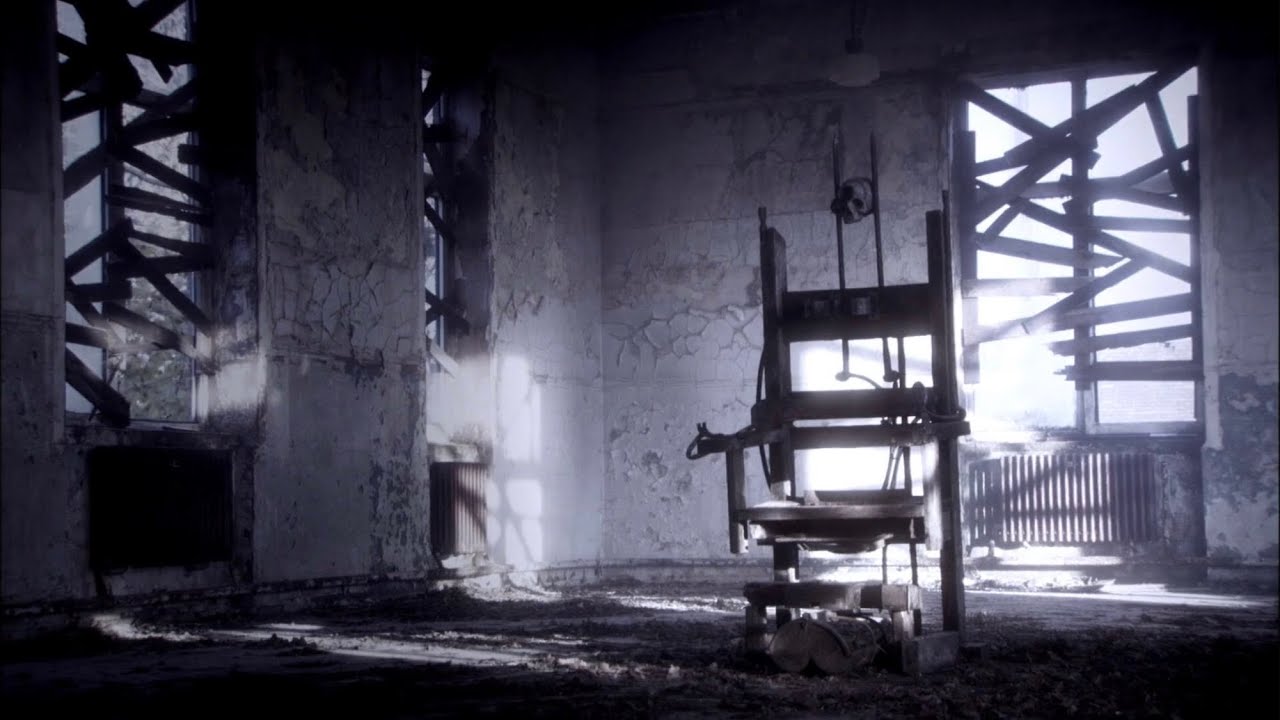 The Devil's Chair (2007) - Red Band Trailer - YouTube