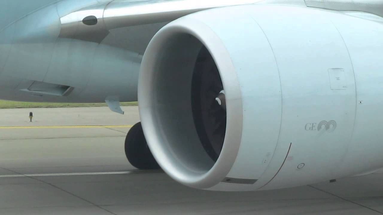 Cathay Pacific Boeing 777-300ER Pushback, Engine Start at Seoul Incheon ...