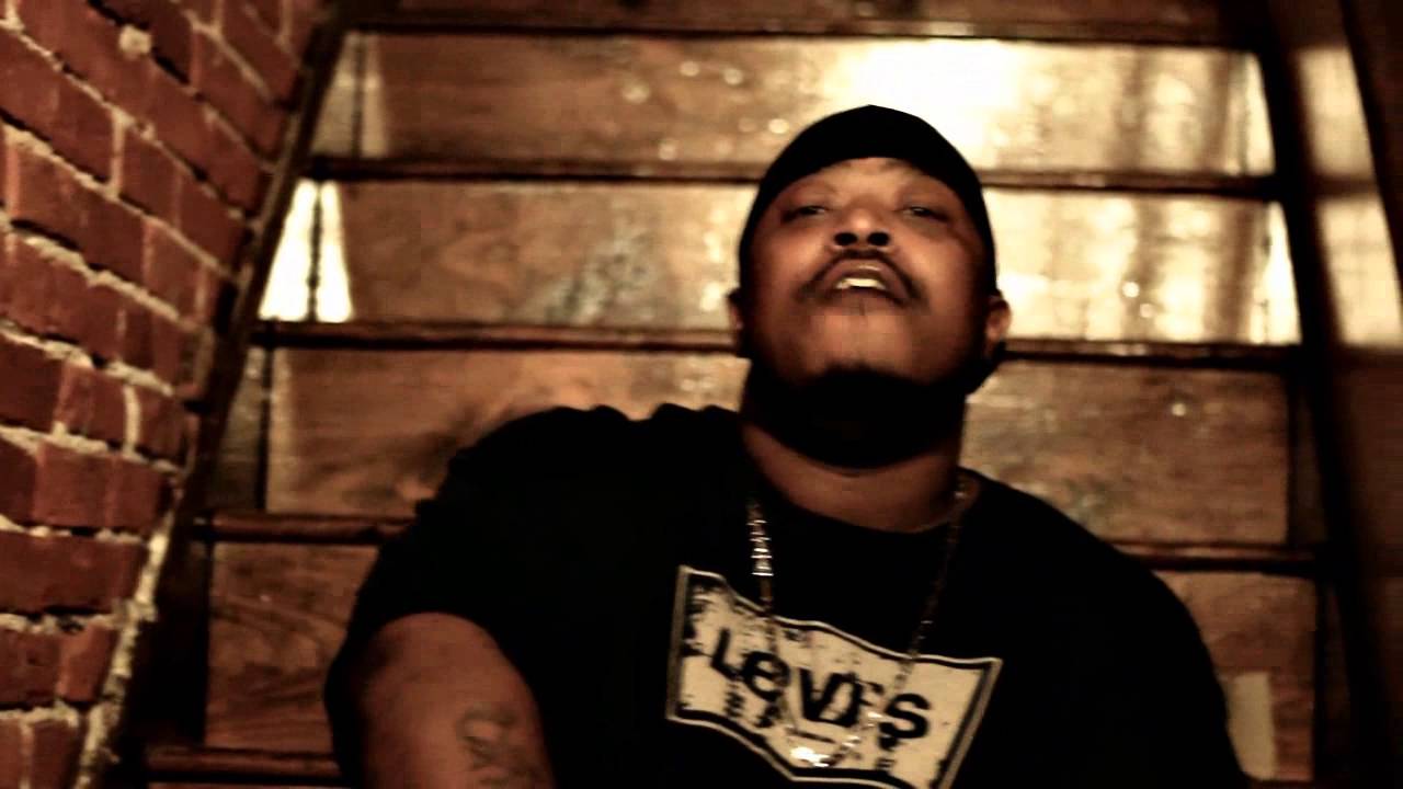MR. HITMAN FEAT. BUCK$Y CALHOUN - SALUTE ME (official video) - YouTube