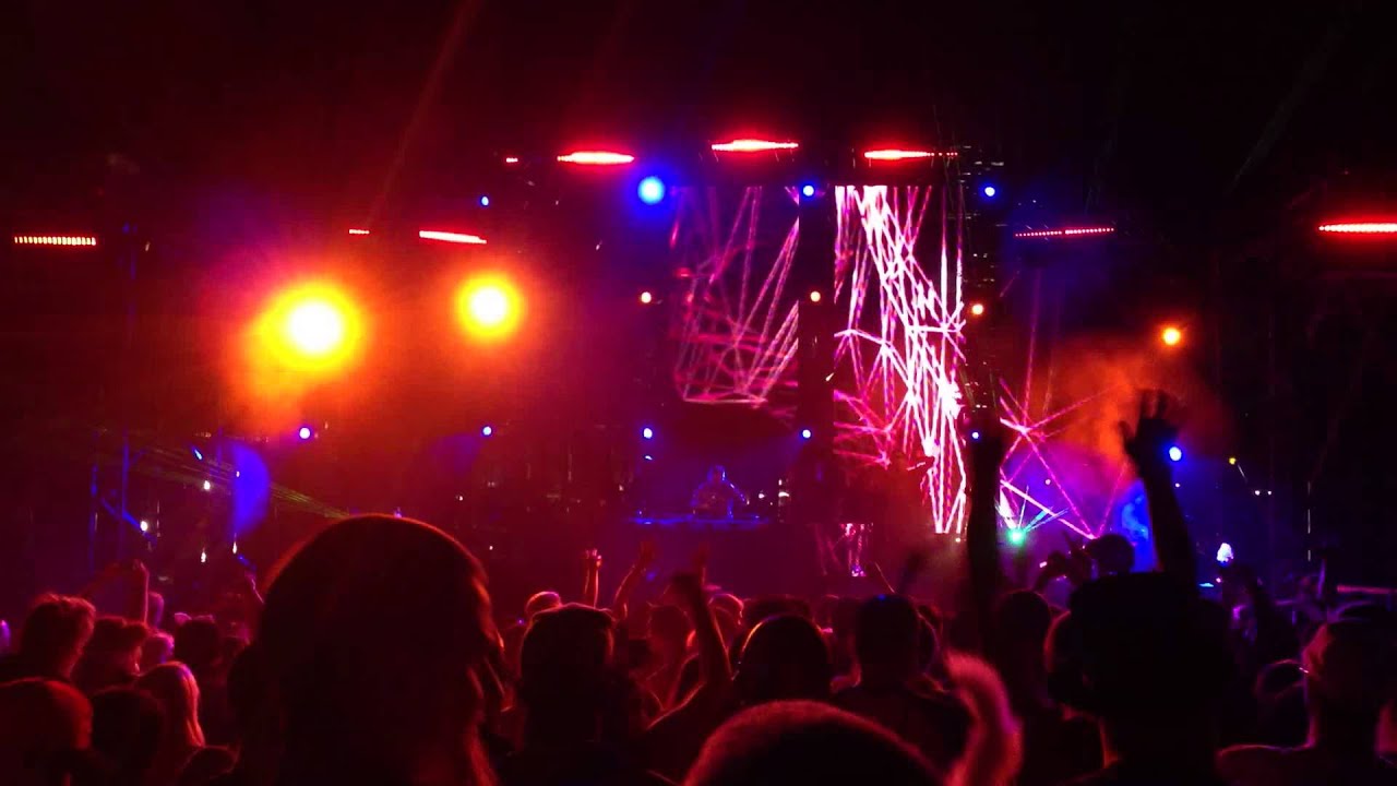 Ed Rush & Optical - Beyond Wonderland 2013 - PT1 - YouTube
