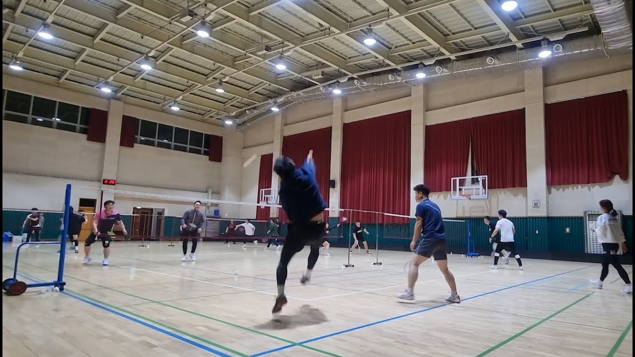 Badminton Korea Asan-si Smashing Club 50A 50A vs 40C 40D - YouTube