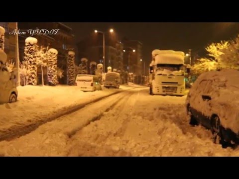 Karlı Yeşilyalı Gece Resimleri İle Yapılmış Güzel Bir Slayt
