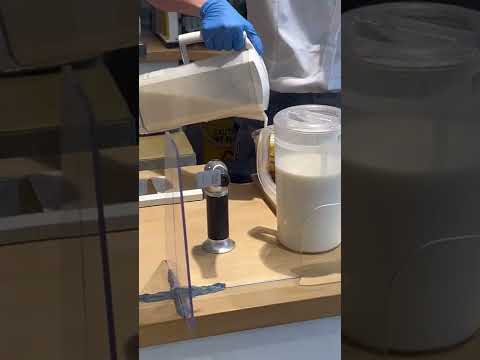 The most expensive bubble tea in London *gold leaf!!!* - YouTube