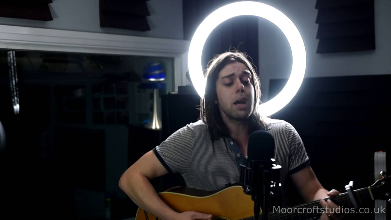 Darren Ellis - The Good Life - YouTube