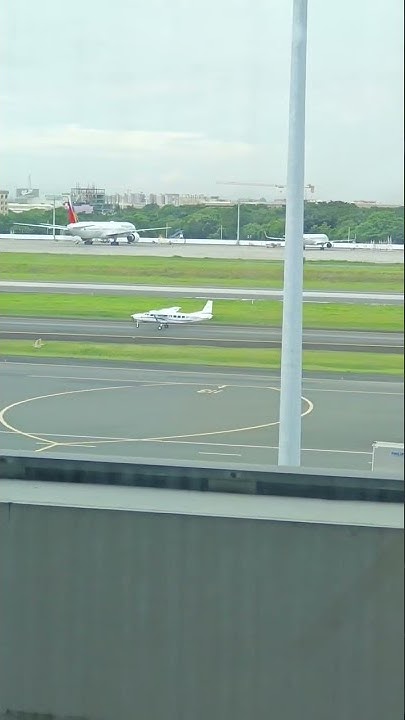 PLANE SPOTTING AT NAIA TERMINAL THREE / MANILA PHILIPPINES / PART 3-1 - YouTube