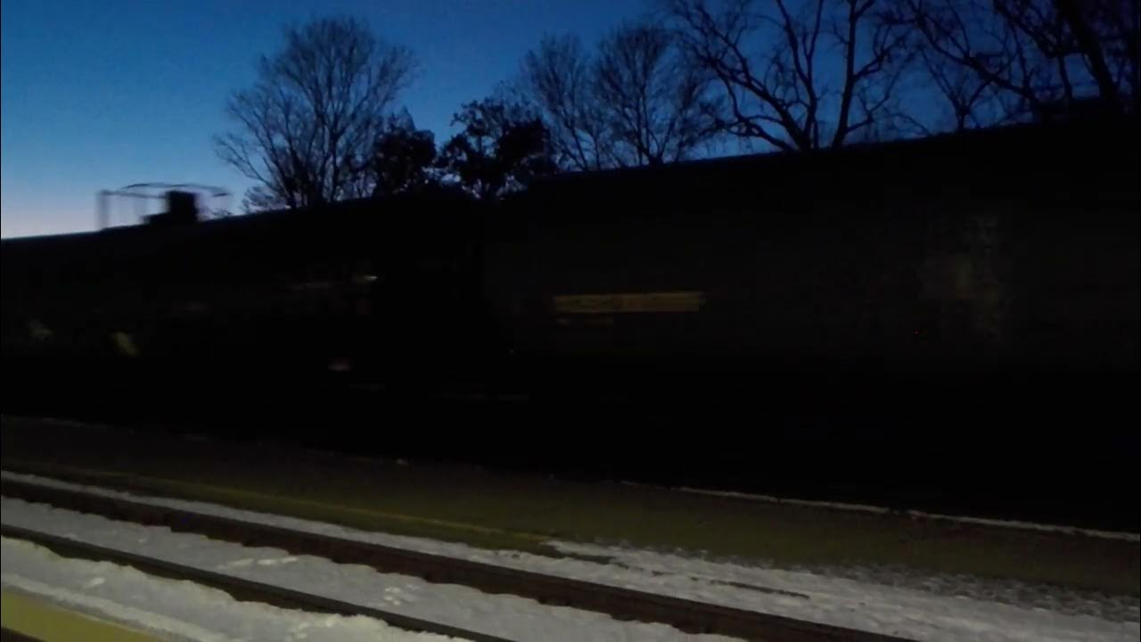 UP 6462 (new paint scheme/extra horns) w/CPKC 546 loaded ethanol 2/17/24 - YouTube