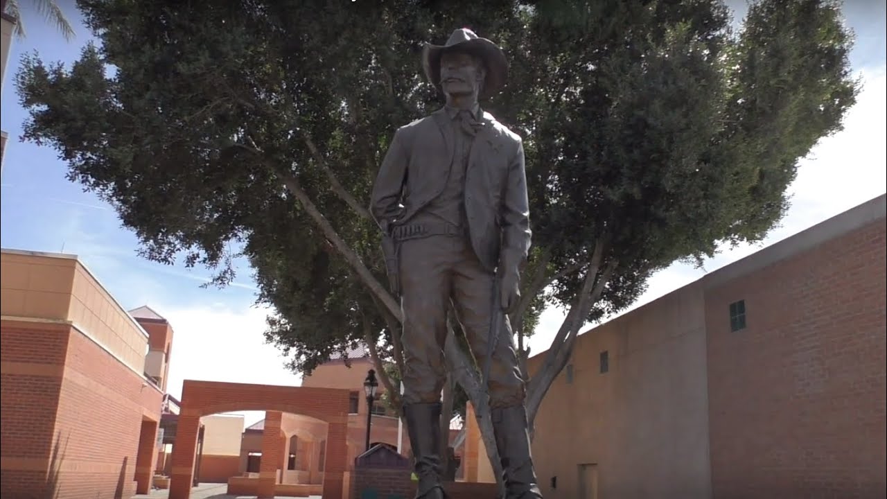 "Territorial Sheriff" Statue By Bill Nebeker In Historic Glendale ...