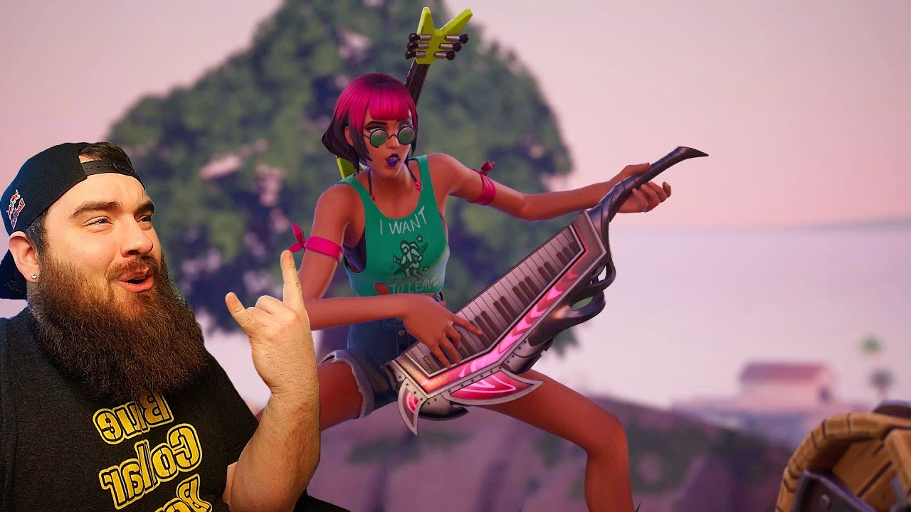 Yodel and I rocking out with our victory crowns out, in Fortnite - YouTube
