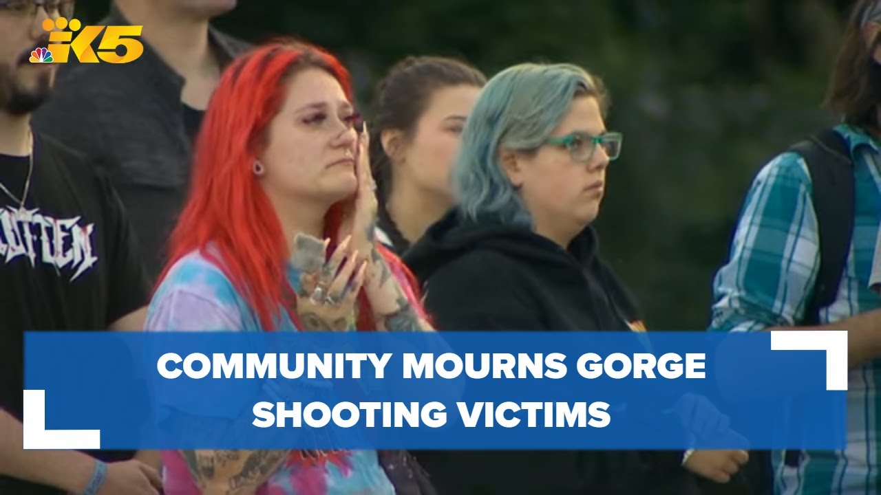 Community mourns Gorge mass shooting victims at Seattle vigil - YouTube