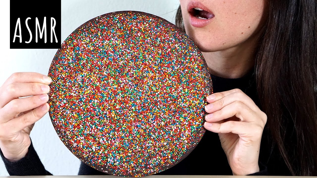 ASMR Eating Sounds: Giant Chocolate Freckle (No Talking) - YouTube