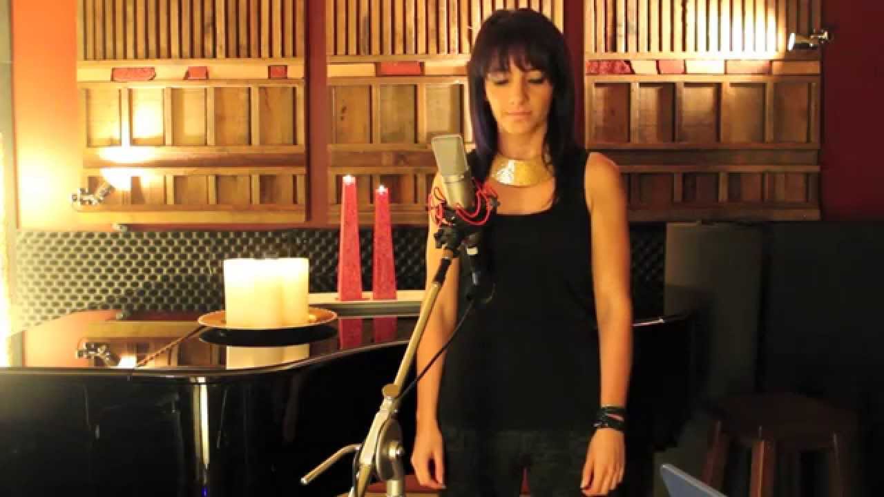 Alana Aldea - Still Loving You (Live at the Dog) - YouTube