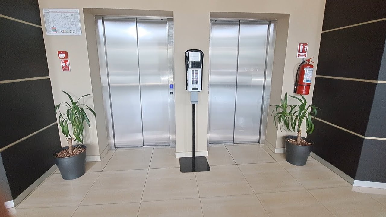 2x MacPuarsa traction elevators (1x out of service, previously 70s IFMA ...
