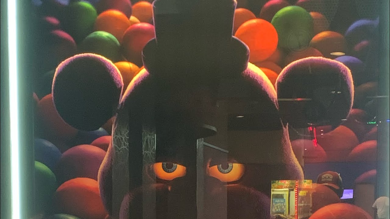 Showtime Scene / Five Nights at Freddy’s Movie (SPOILERS) - YouTube