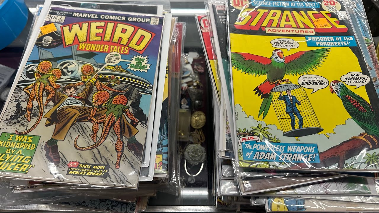 HUNTING for COMIC BOOKS at a ANTIQUE SHOP - YouTube