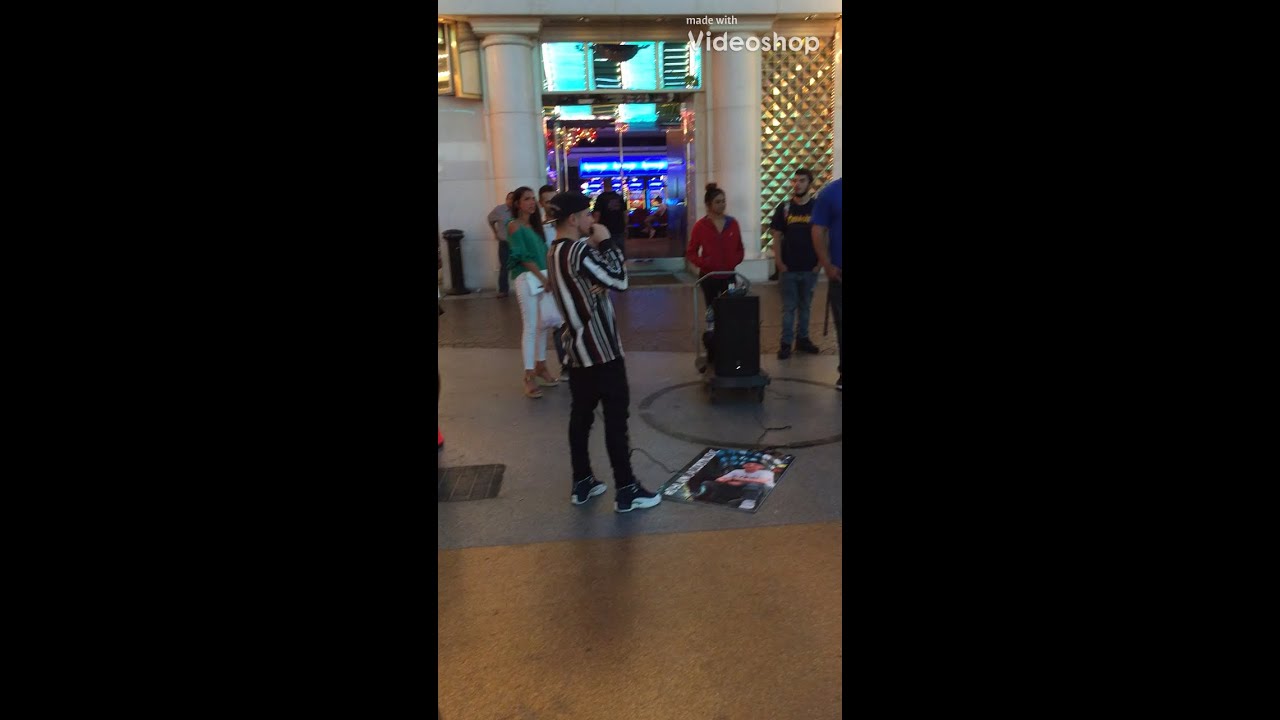 Dylan Jacob Mad freestyle Fremont Street Rapper Las Vegas - YouTube