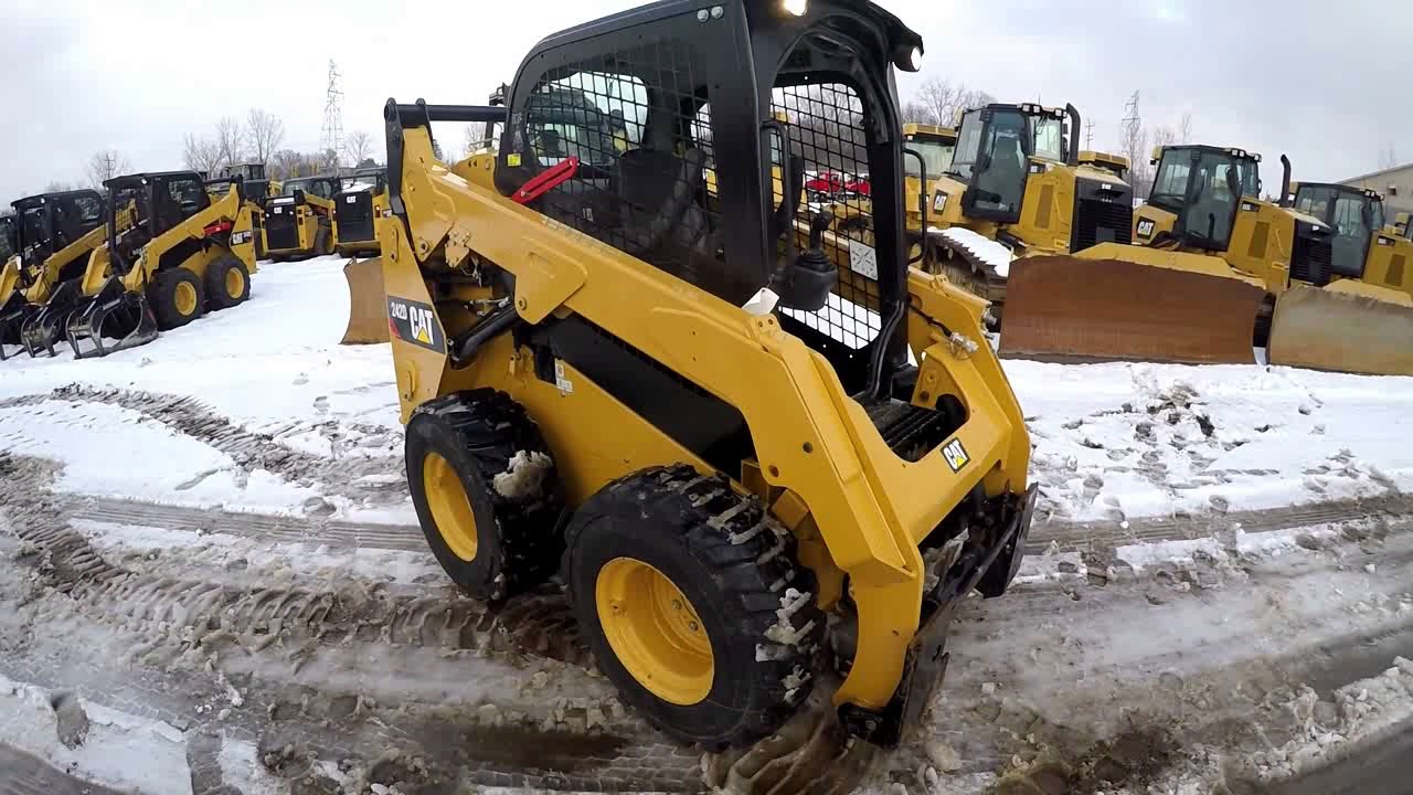 2015 CAT 242D SKID STEER LOADER - YouTube