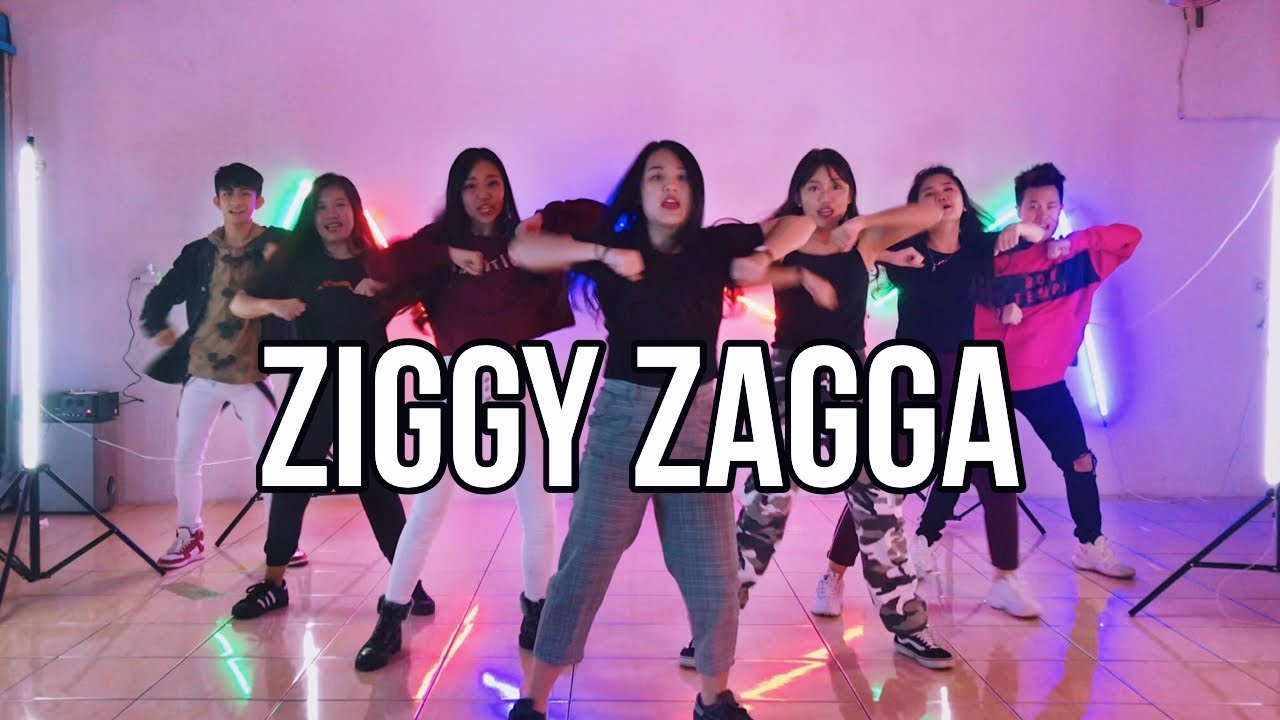 ZIGGY ZAGGA DANCE CHALLENGE 🤩🤩🤩 - YouTube