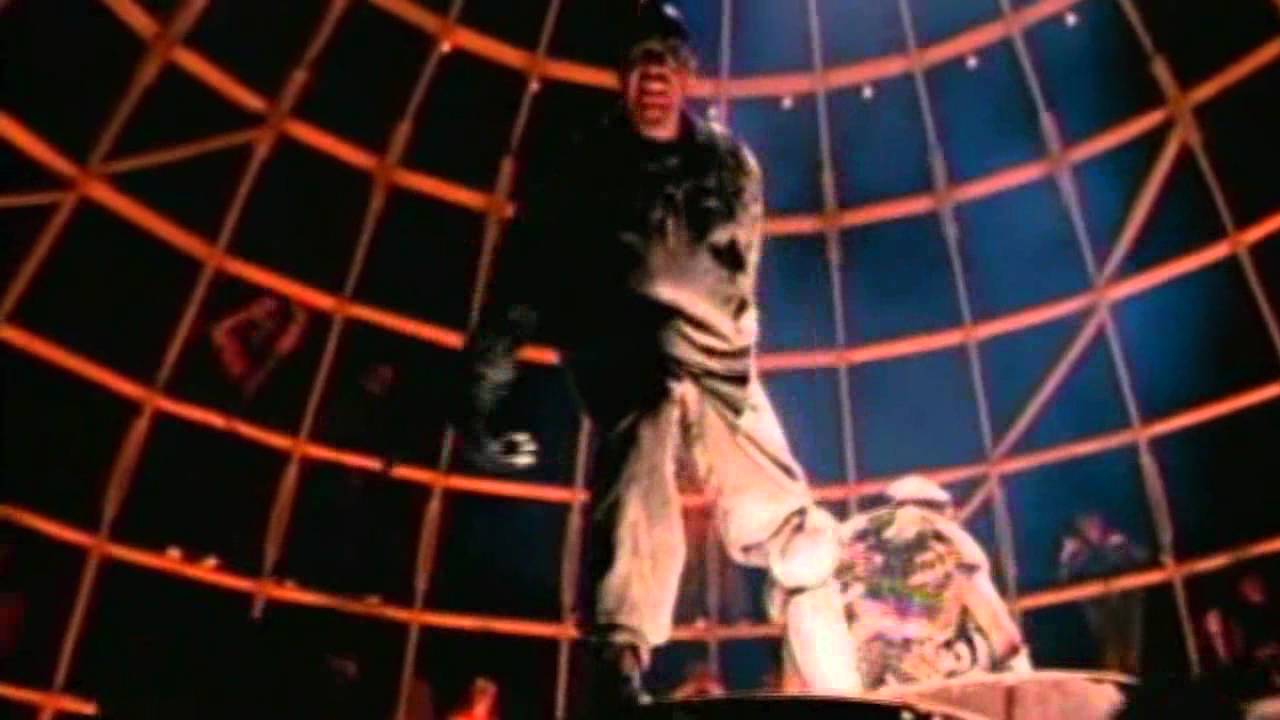 2Pac ft Dr. Dre - California love (original) - YouTube