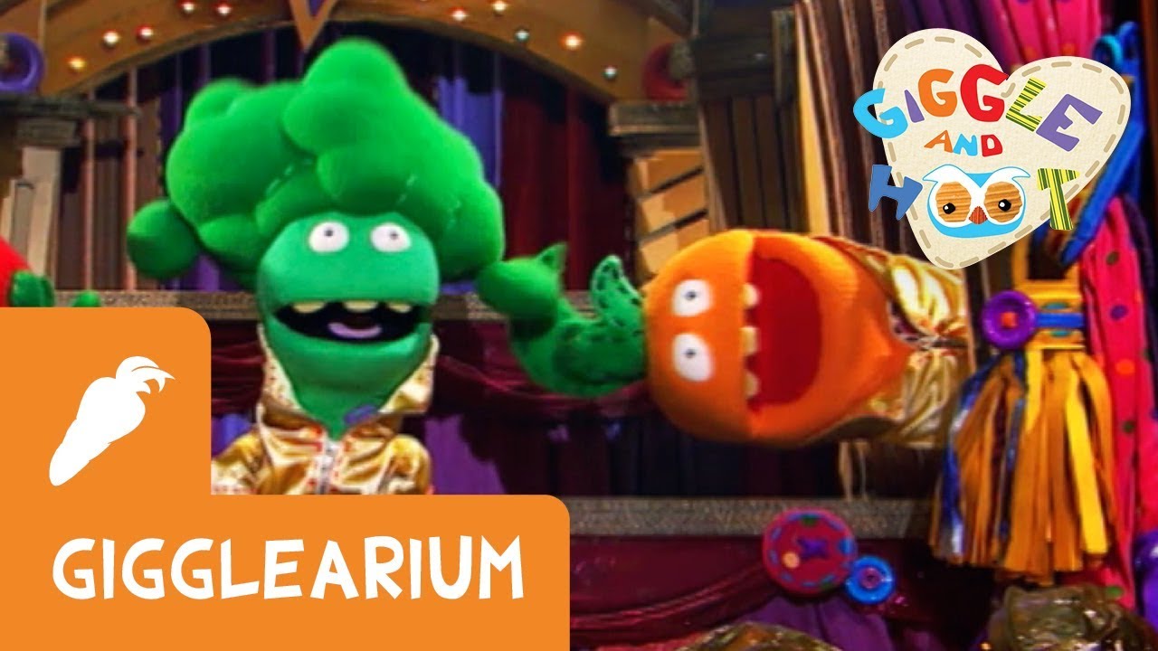 Giggle and Hoot: Dance Song | Gigglearium - YouTube
