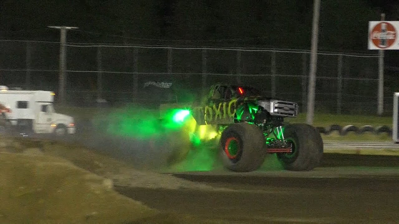 2021 Monster Trucks : Bangor ME 3 - YouTube