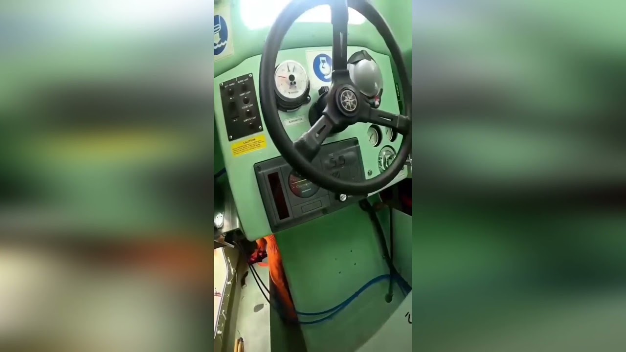 How to start the Lifeboat Engine - YouTube