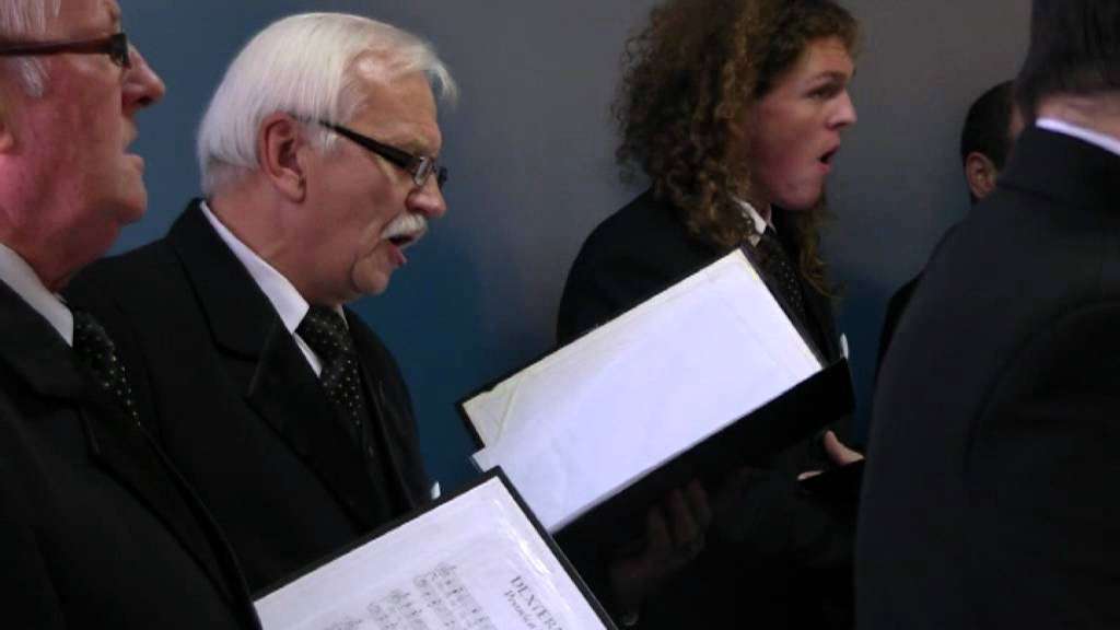 Cesar Franck: Dextera Domini - chór ECHO - YouTube