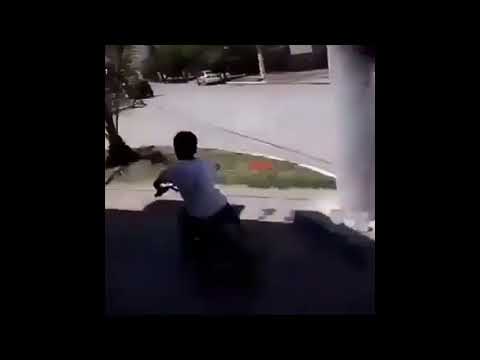 Bruno Soria alias el cumbia ninja - YouTube