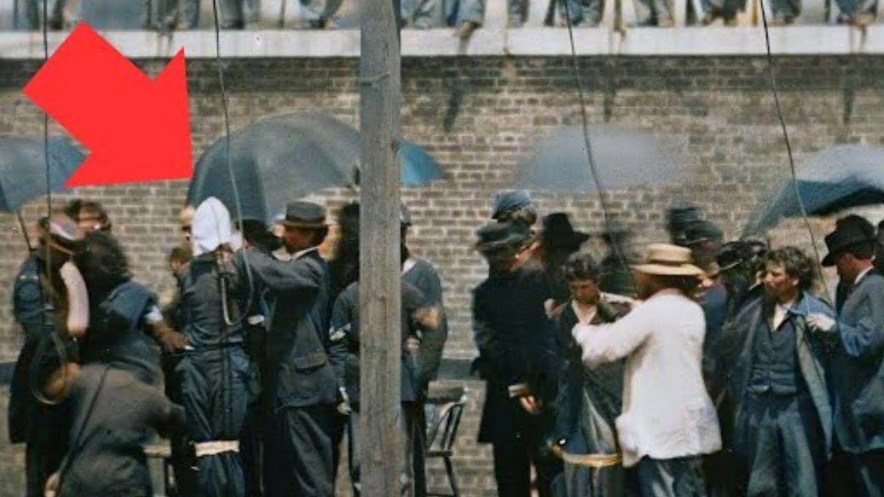 How The Upright Jerker Gallows Execution Method Worked - YouTube