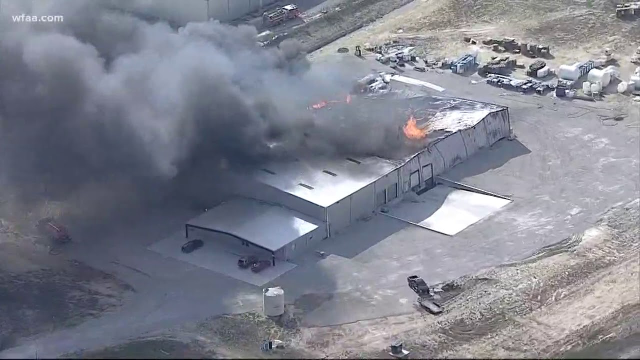 Crews responding to Hood County chemical plant explosion - YouTube