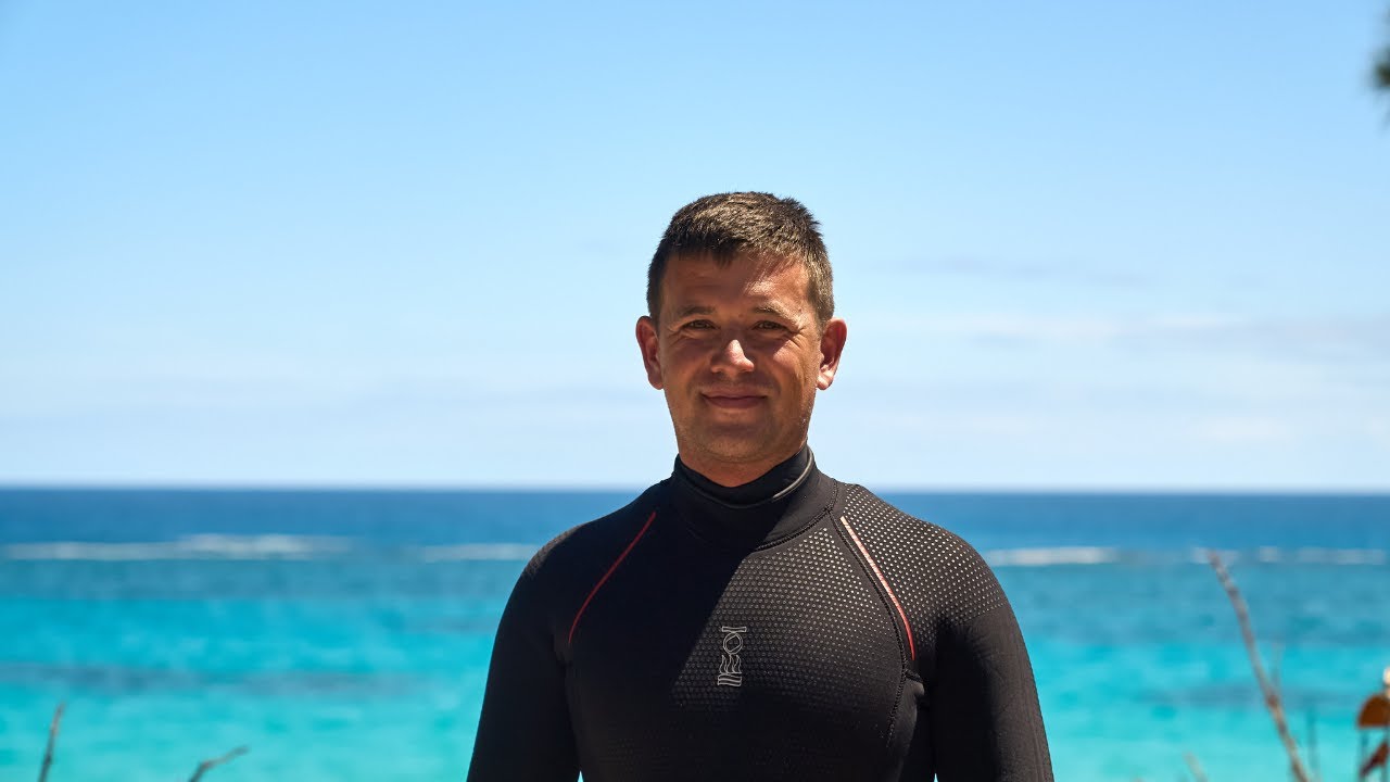 Bermuda Inspirers: Scuba Diving with Sam Bennet | Go To Bermuda - YouTube