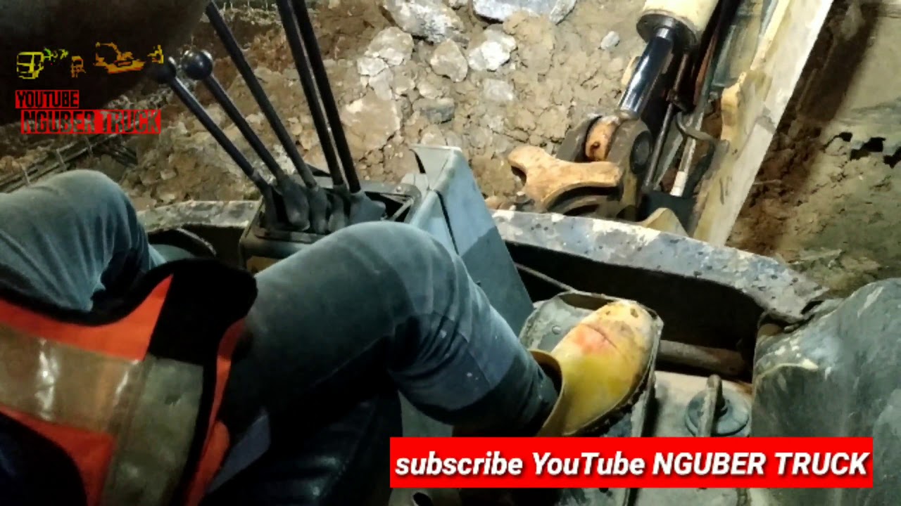 Bocah Hereg BAWA BEGO EXSAVATOR KECIL KECIL CABE RAWIT #OPERATOR ...