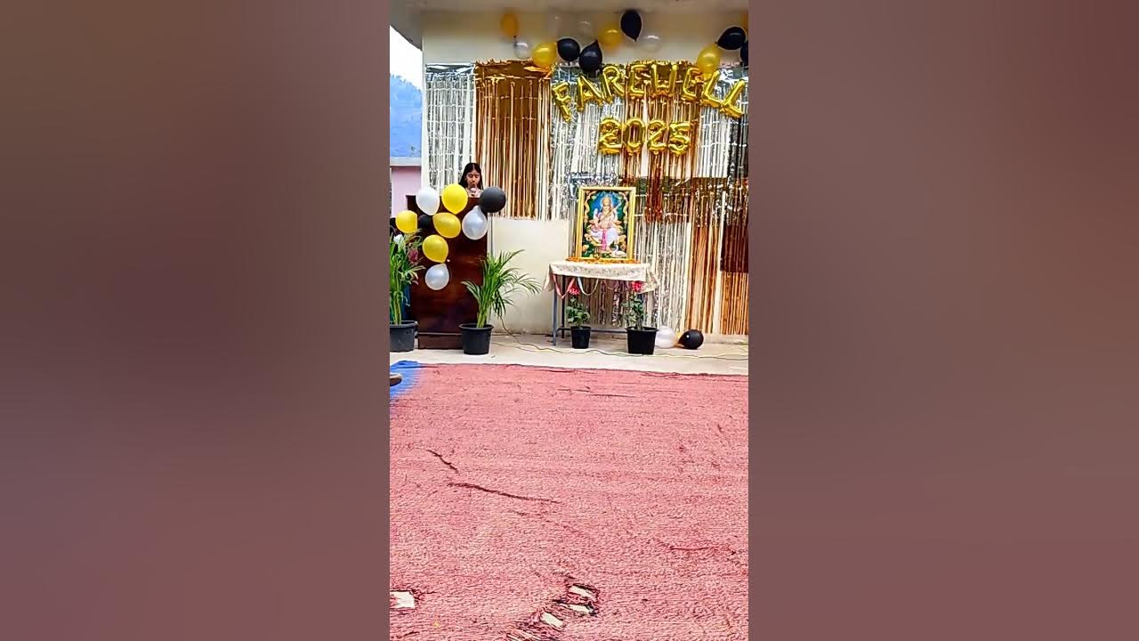 विदाई समारोह में कक्षा 12 वी की छात्रा का रुला देने वाला वक्तव्य😥😥