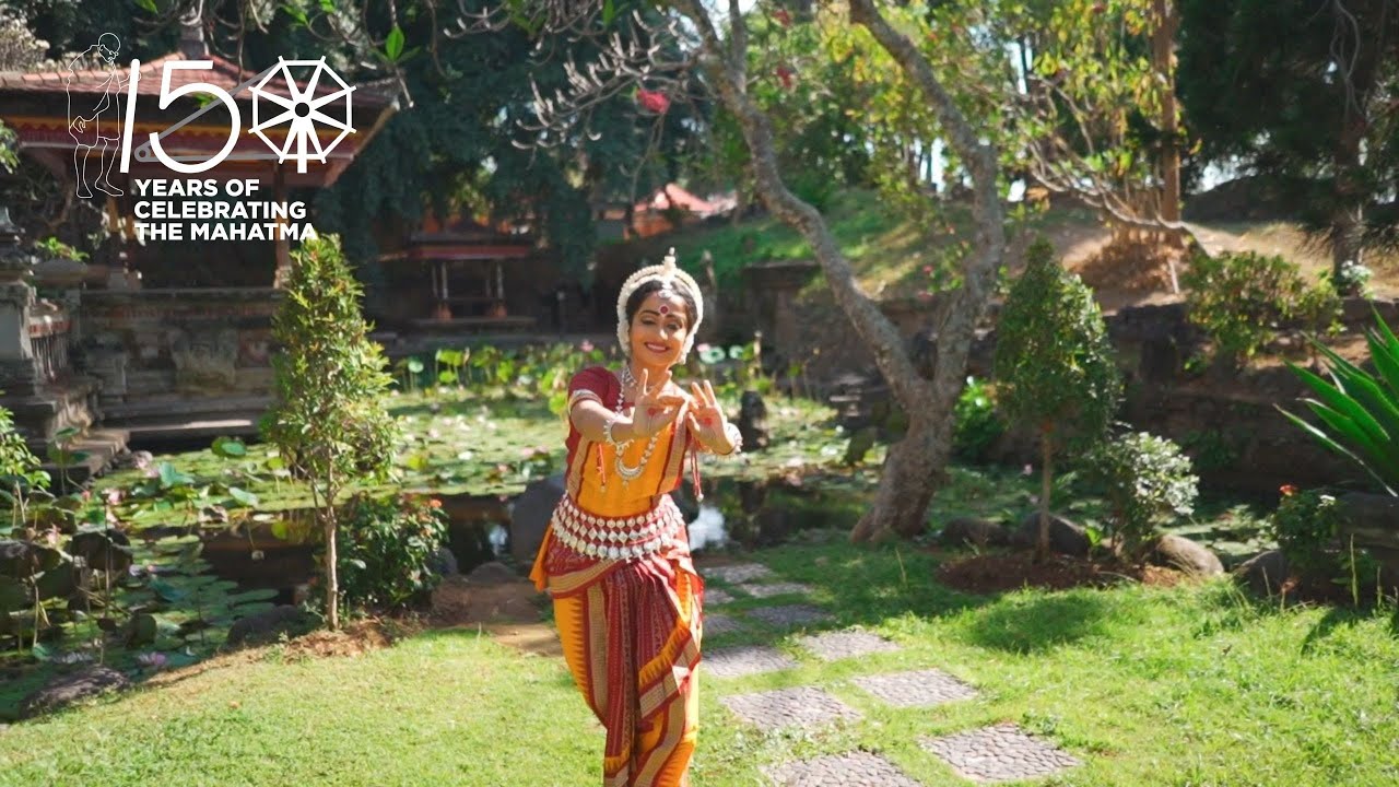 Tribute to Mahatma Gandhi: dance by Dr. Pompi Paul, SVCC Bali ...
